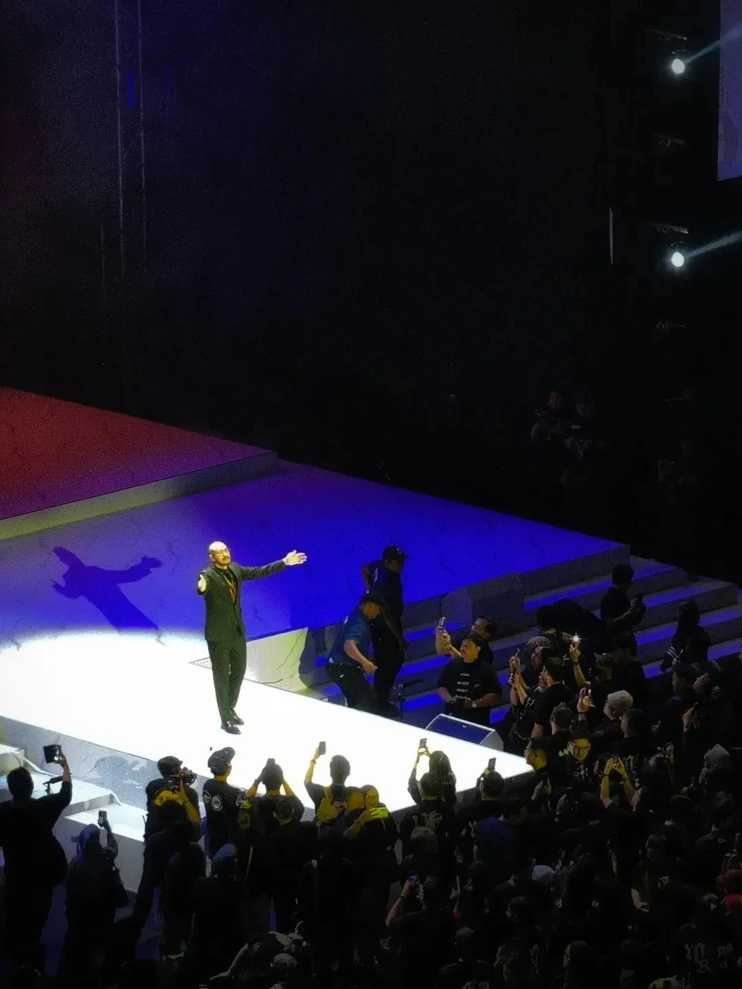 Apa Itu Fenomena Katarsis? Memahami Pro-Kontra Jokes Kasar Pandji ...